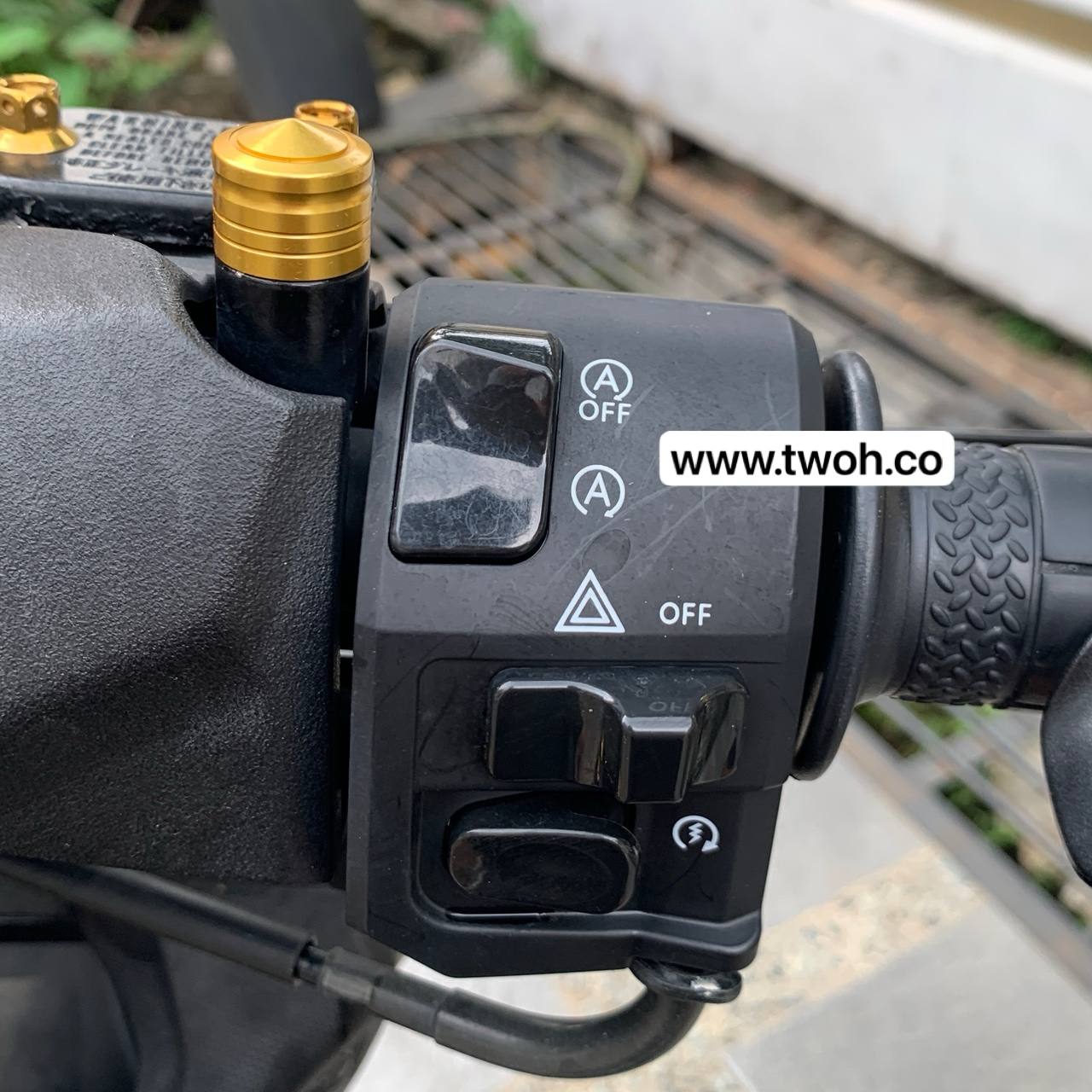 Menambahkan Hazard Lamp dan SSS di NMax | TWOH&Co.